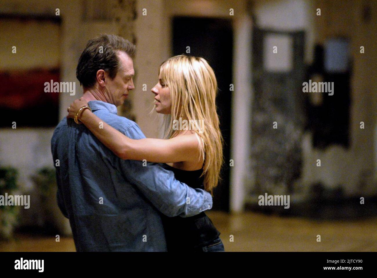 STEVE BUSCEMI, SIENNA MILLER, INTERVIEW, 2007 Stock Photo - Alamy