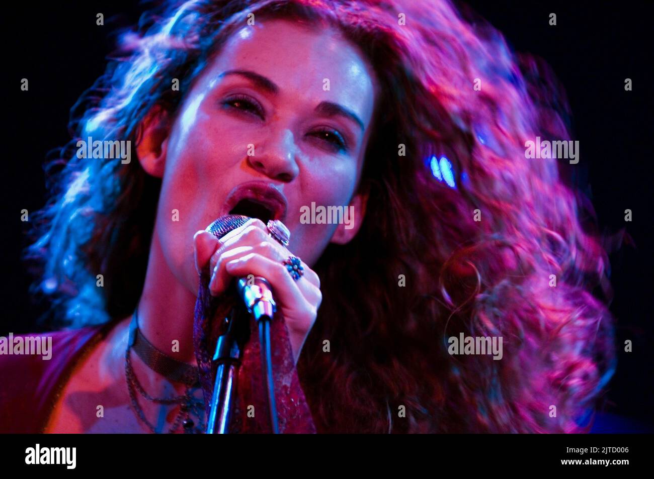 DANA FUCHS, ACROSS THE UNIVERSE, 2007 Stock Photo - Alamy