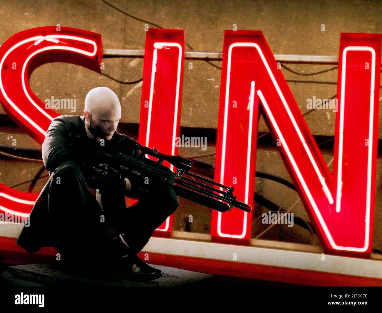 TIMOTHY OLYPHANT, HITMAN, 2007 Stock Photo - Alamy