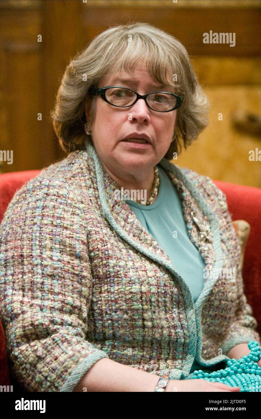 Kathy bates portrait hi-res stock photography and images - Alamy