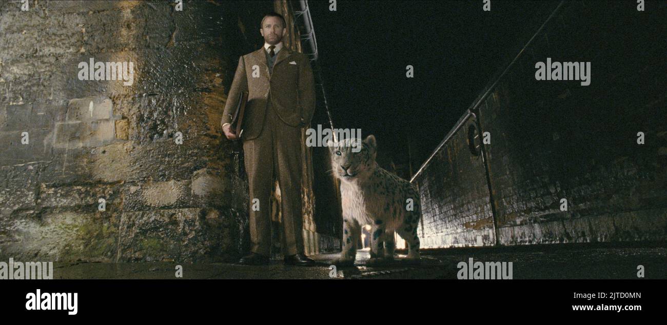 DANIEL CRAIG, STELMARIA, THE GOLDEN COMPASS, 2007 Stock Photo - Alamy