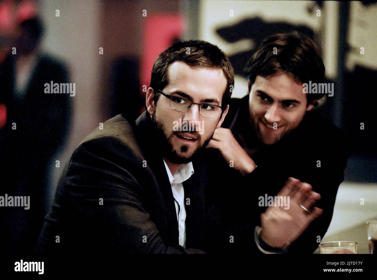 RYAN REYNOLDS, STUART TOWNSEND, CHAOS THEORY, 2007 Stock Photo - Alamy