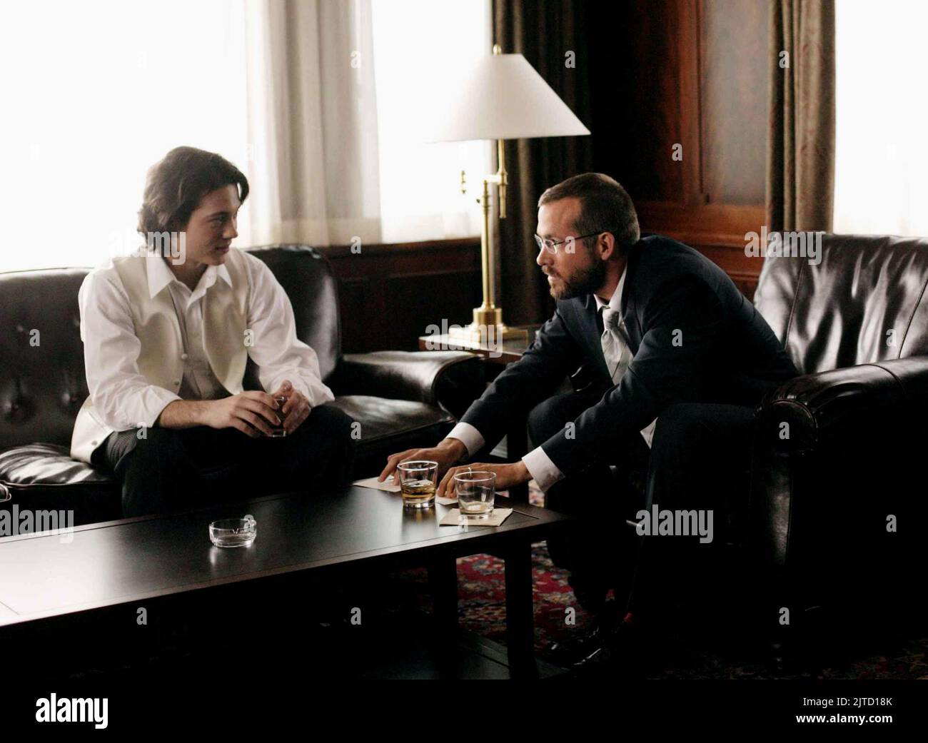 MIKE ERWIN, RYAN REYNOLDS, CHAOS THEORY, 2007 Stock Photo - Alamy