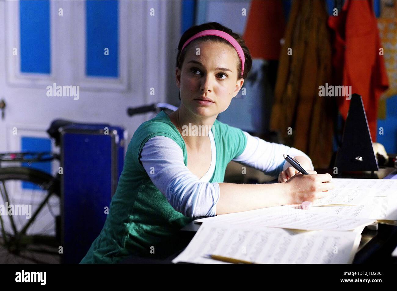NATALIE PORTMAN, MR. MAGORIUM'S WONDER EMPORIUM, 2007 Stock Photo - Alamy