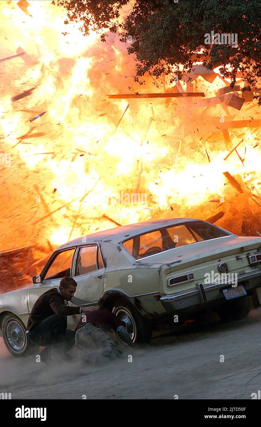 EXPLOSION SCENE, THE DEATH AND LIFE OF BOBBY Z, 2007 Stock Photo - Alamy
