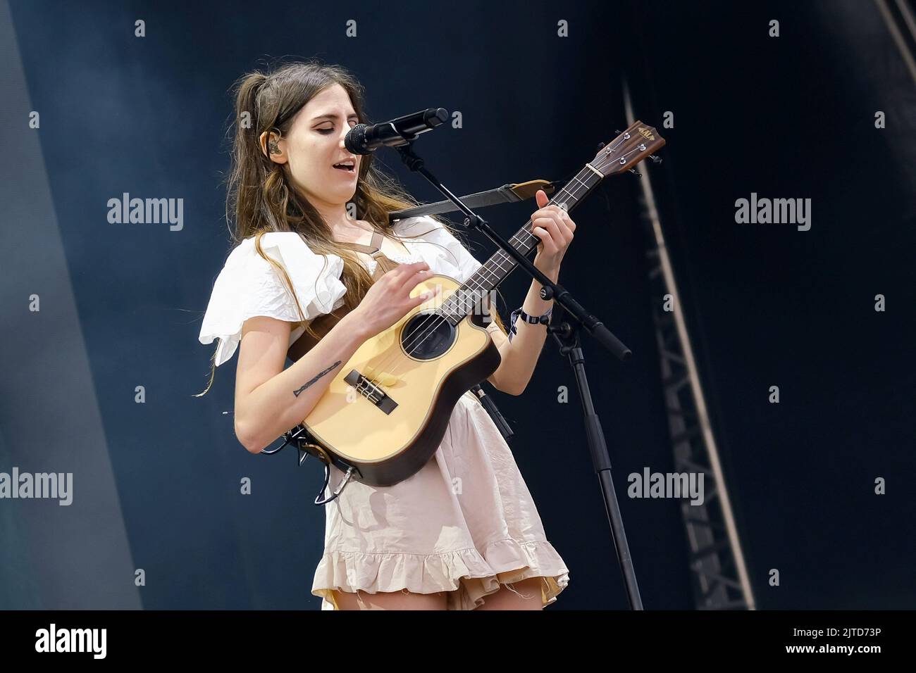 YouTube singer, vlogger, and social media personality Dorothy Miranda ...