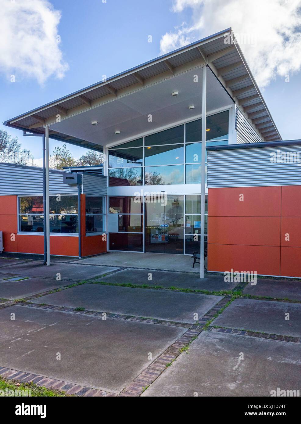 Glen innes severn learning centre hi-res stock photography and images ...