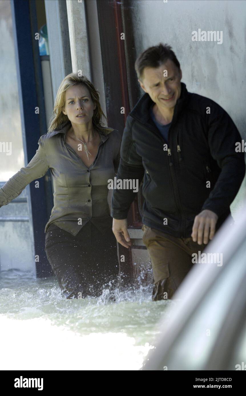Jessalyn gilsig flood 2007 hi-res stock photography and images - Alamy