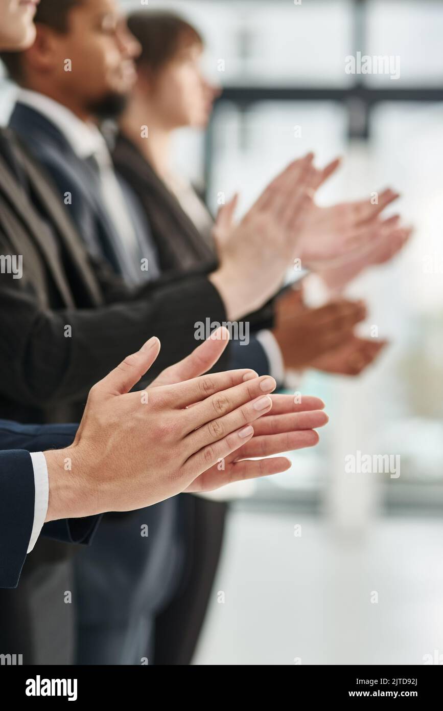 Business people in row clapping hi-res stock photography and images - Alamy