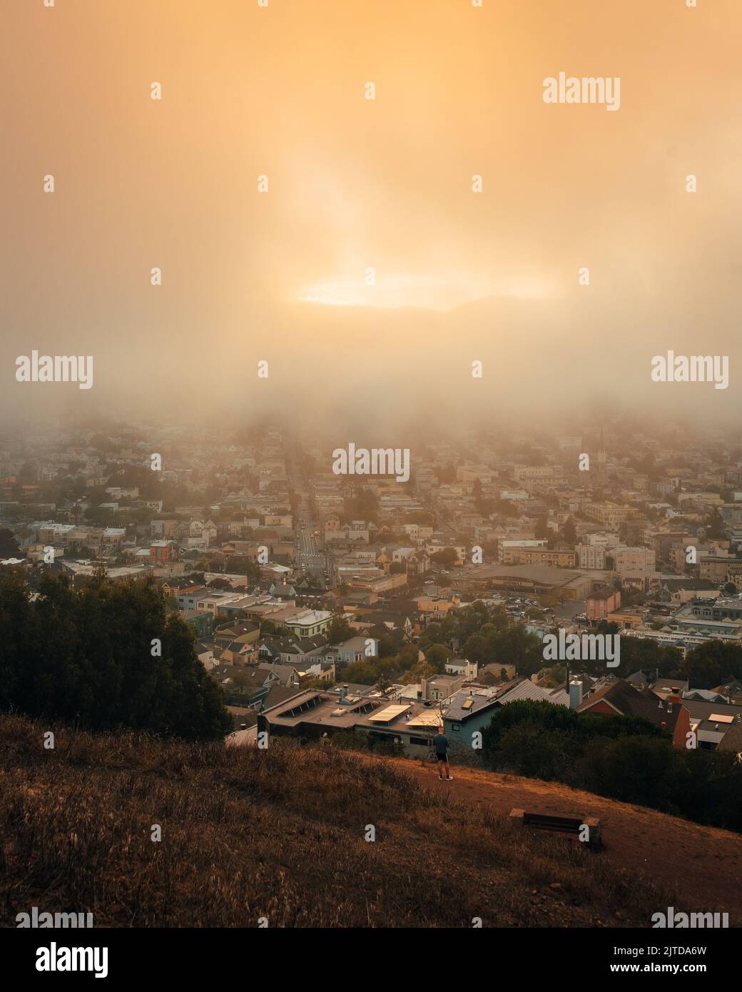 San francisco from bernal heights hi-res stock photography and images ...