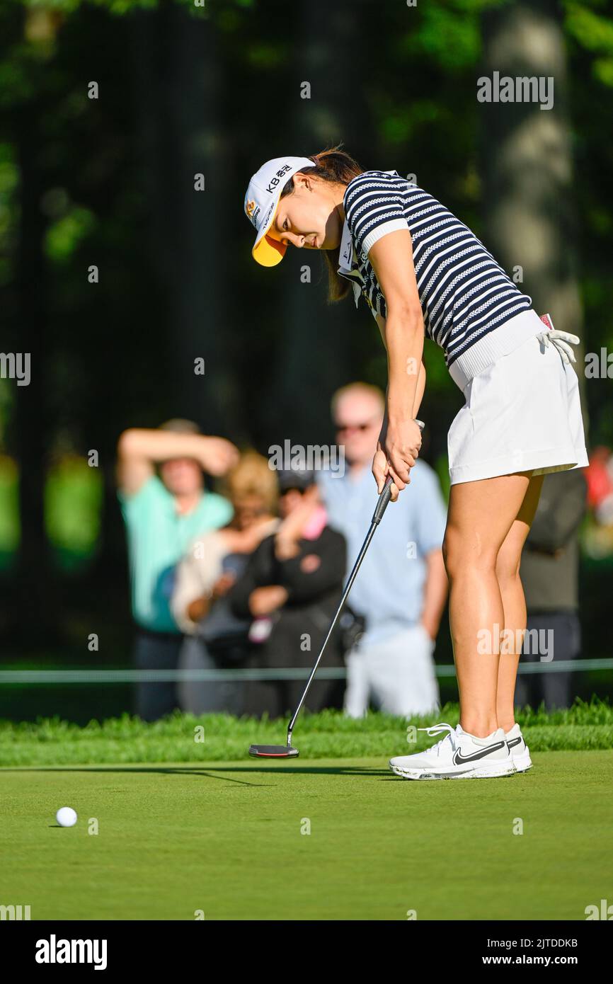 OTTAWA, ON - AUGUST 28: In Gee Chun (KOR) watcher her putt on 1 during Rd4 of the 2022 CP Women ...