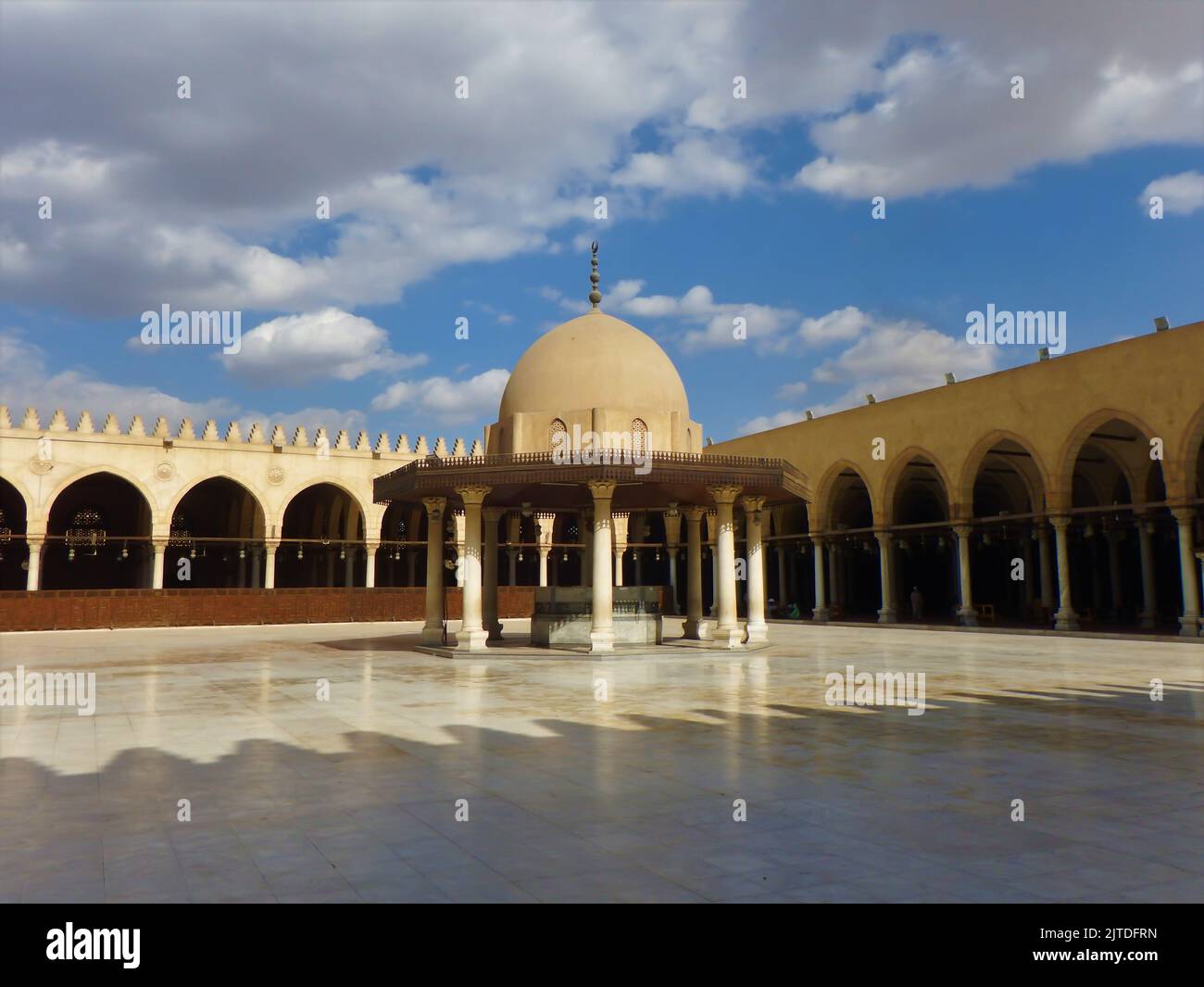 Medieval islamic era hi-res stock photography and images - Alamy