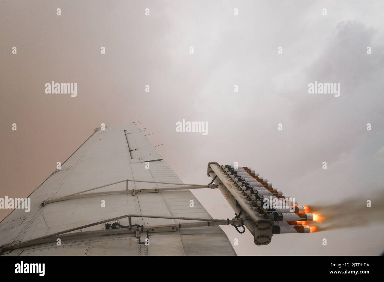 Cloud seeding flares hi-res stock photography and images - Alamy