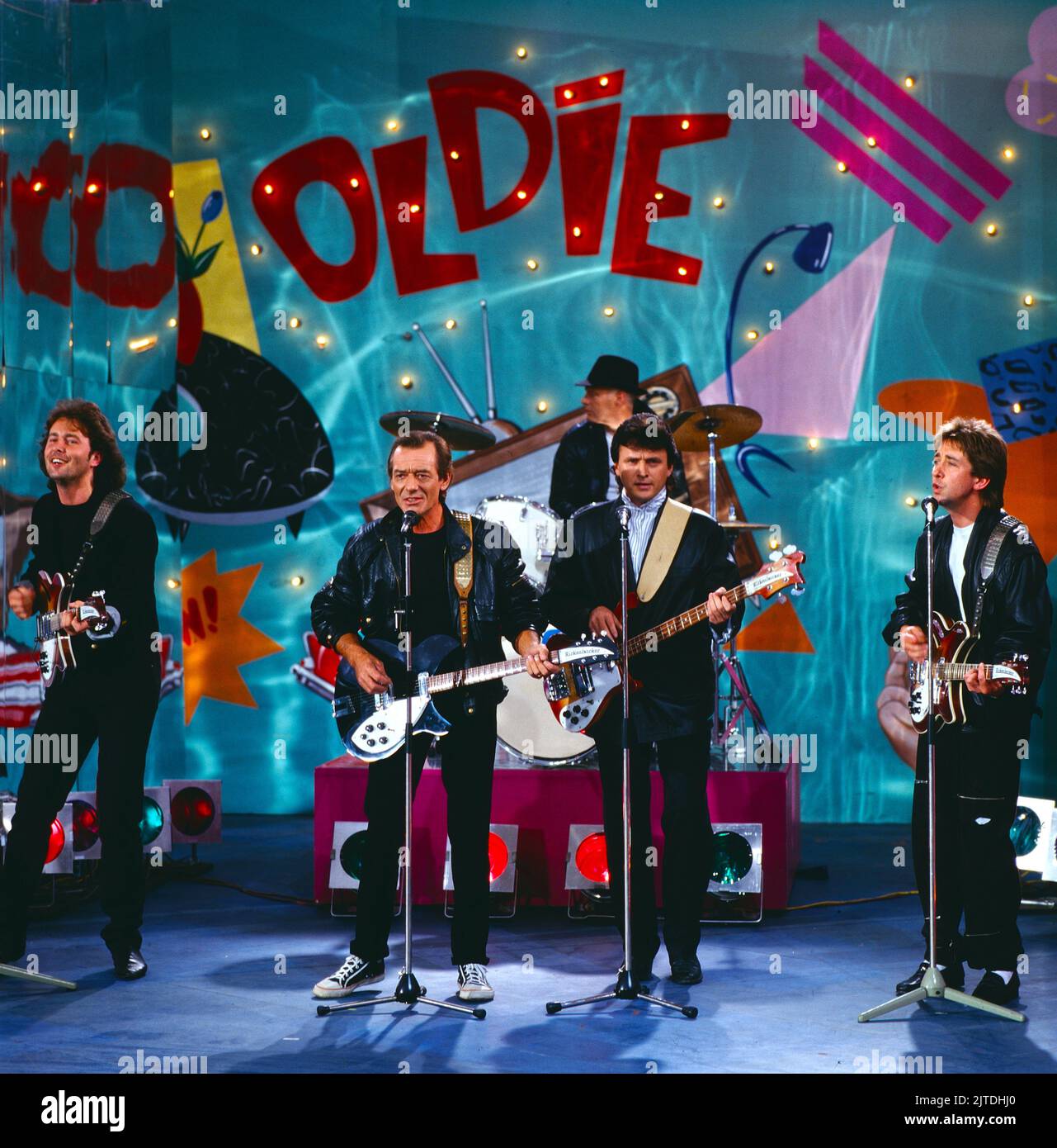 The hollies band hi-res stock photography and images - Alamy