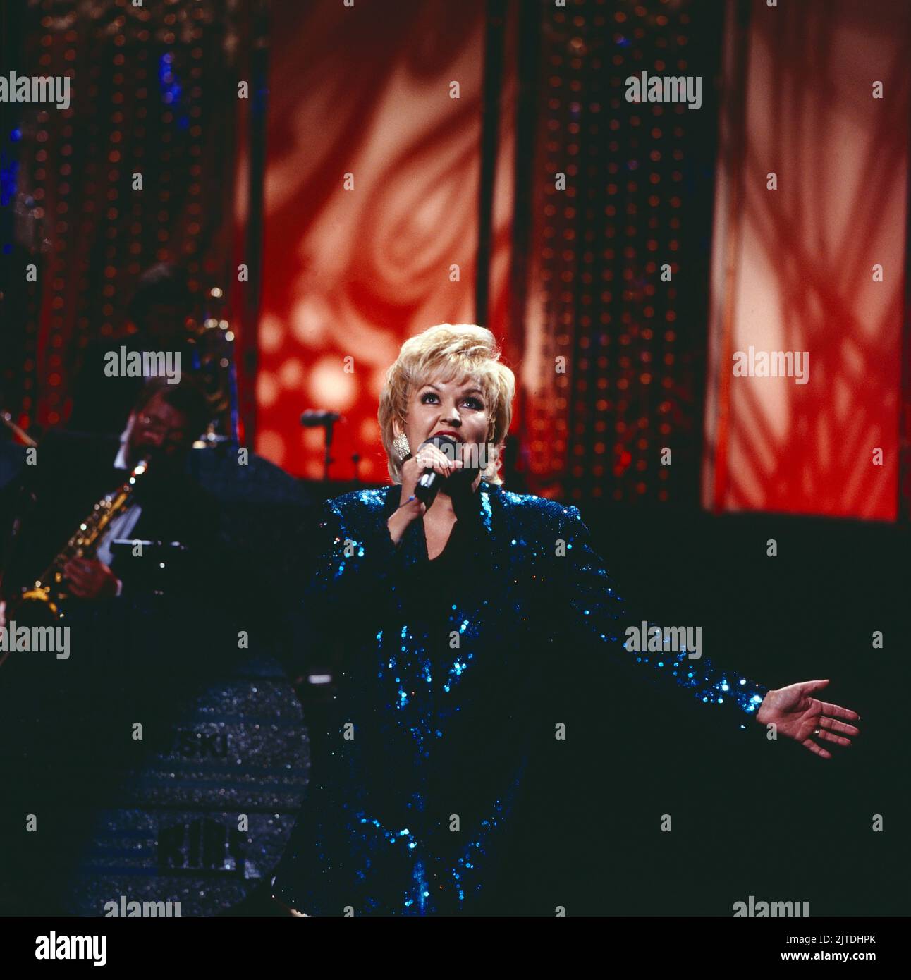 Angelika Milster, deutsche Sängerin, Schauspielerin und ...