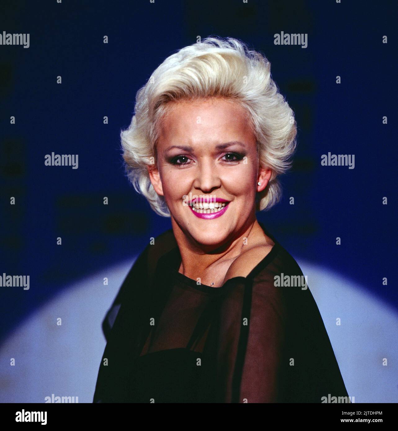 Angelika Milster, deutsche Sängerin, Schauspielerin und ...