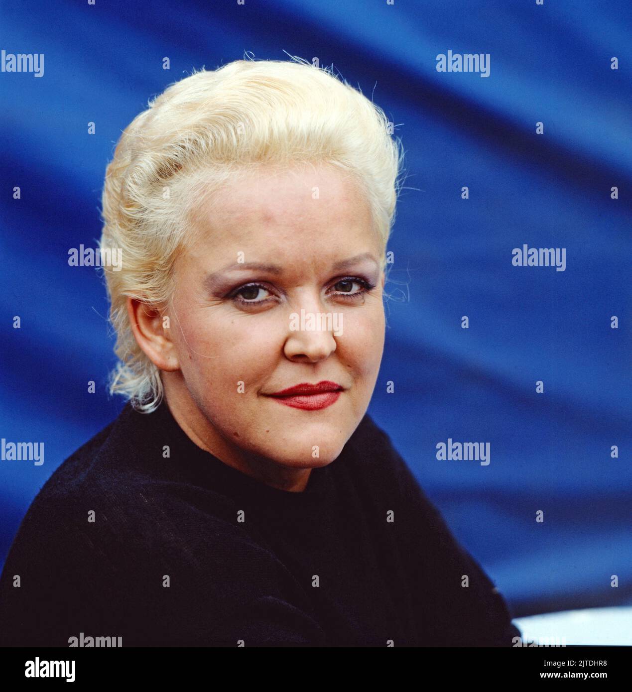 Angelika Milster, deutsche Sängerin, Schauspielerin und ...