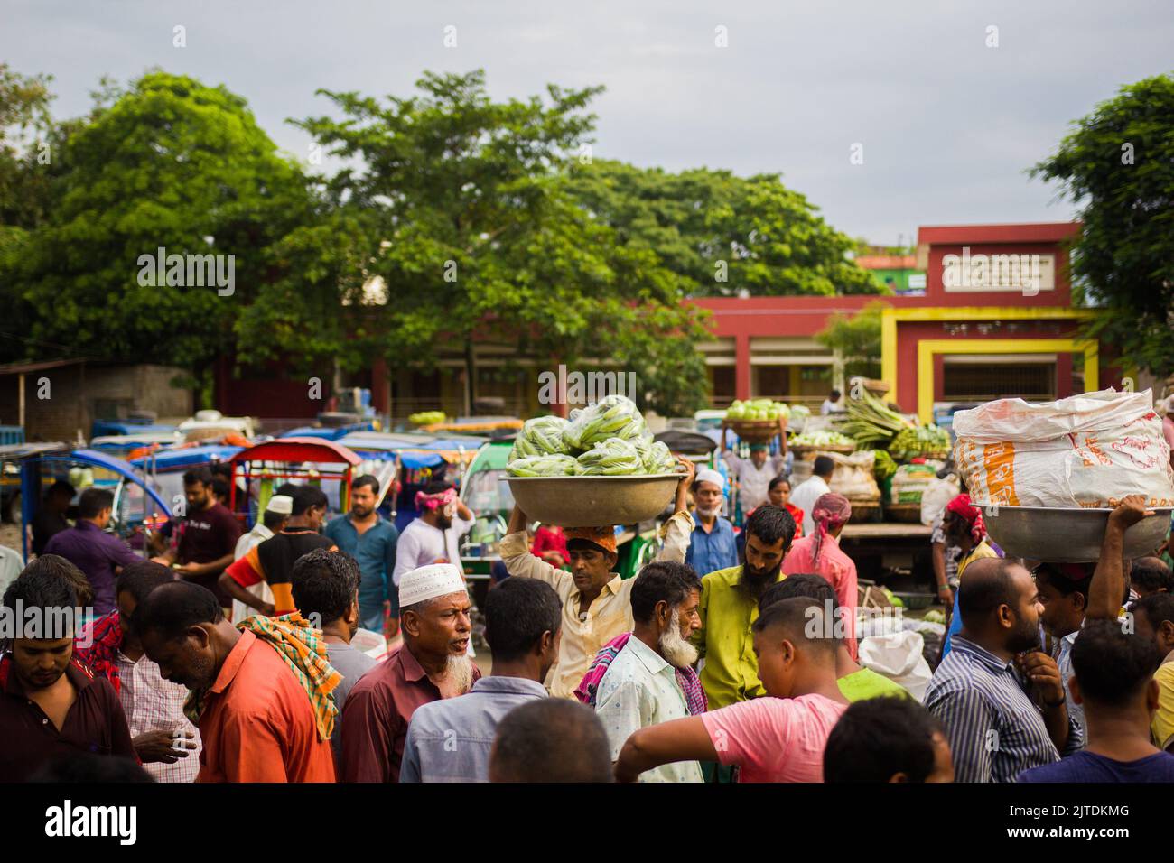 A scenery of a rural vegetable market at Kalatia, near Dhaka. Farmers ...