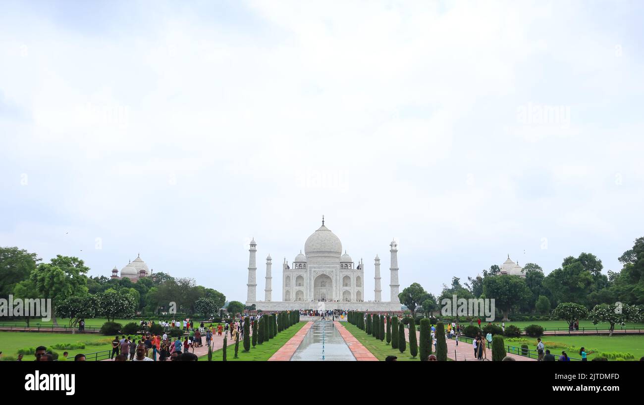 The Mesmerizing View of Taj Mahal, Rear View of Taj, Agra, Uttar ...