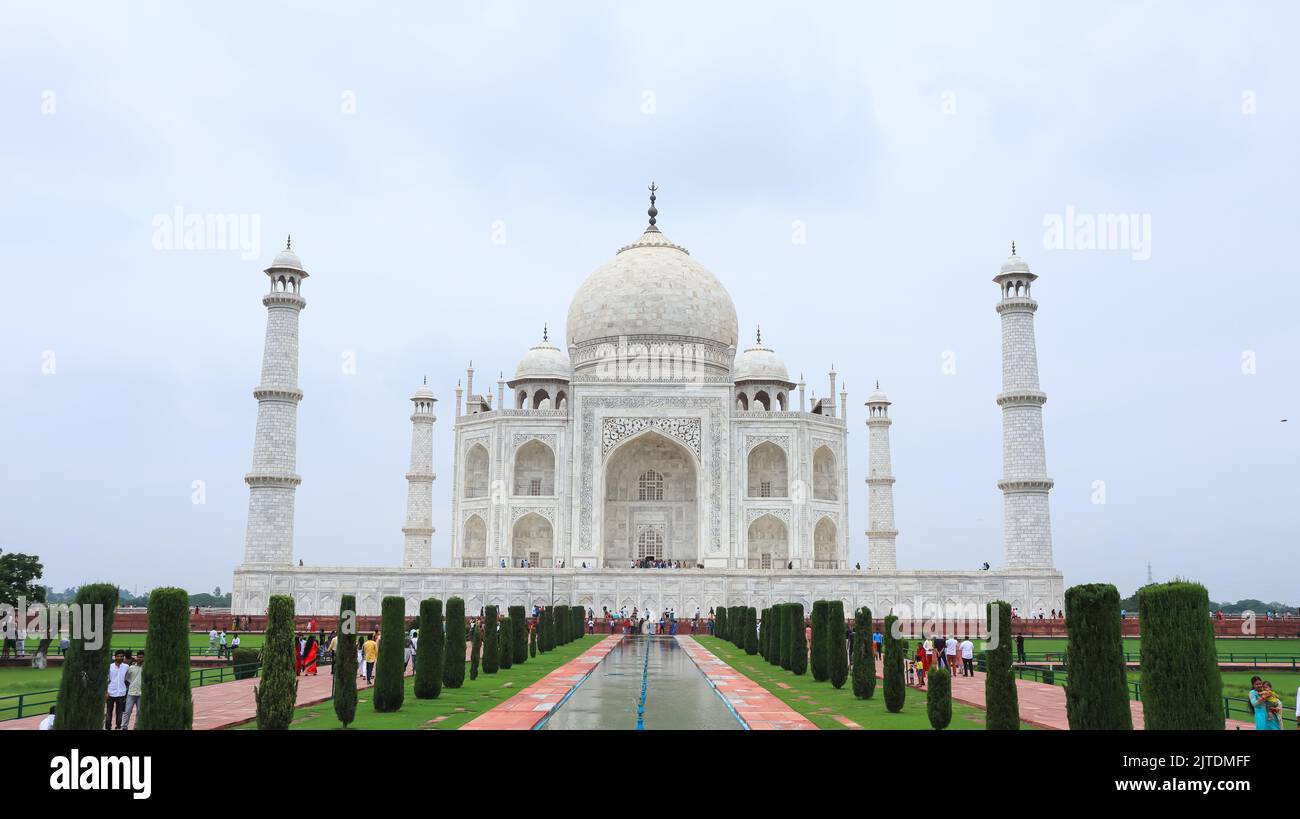 The Mesmerizing View of Taj Mahal, Rear View of Taj, Agra, Uttar ...