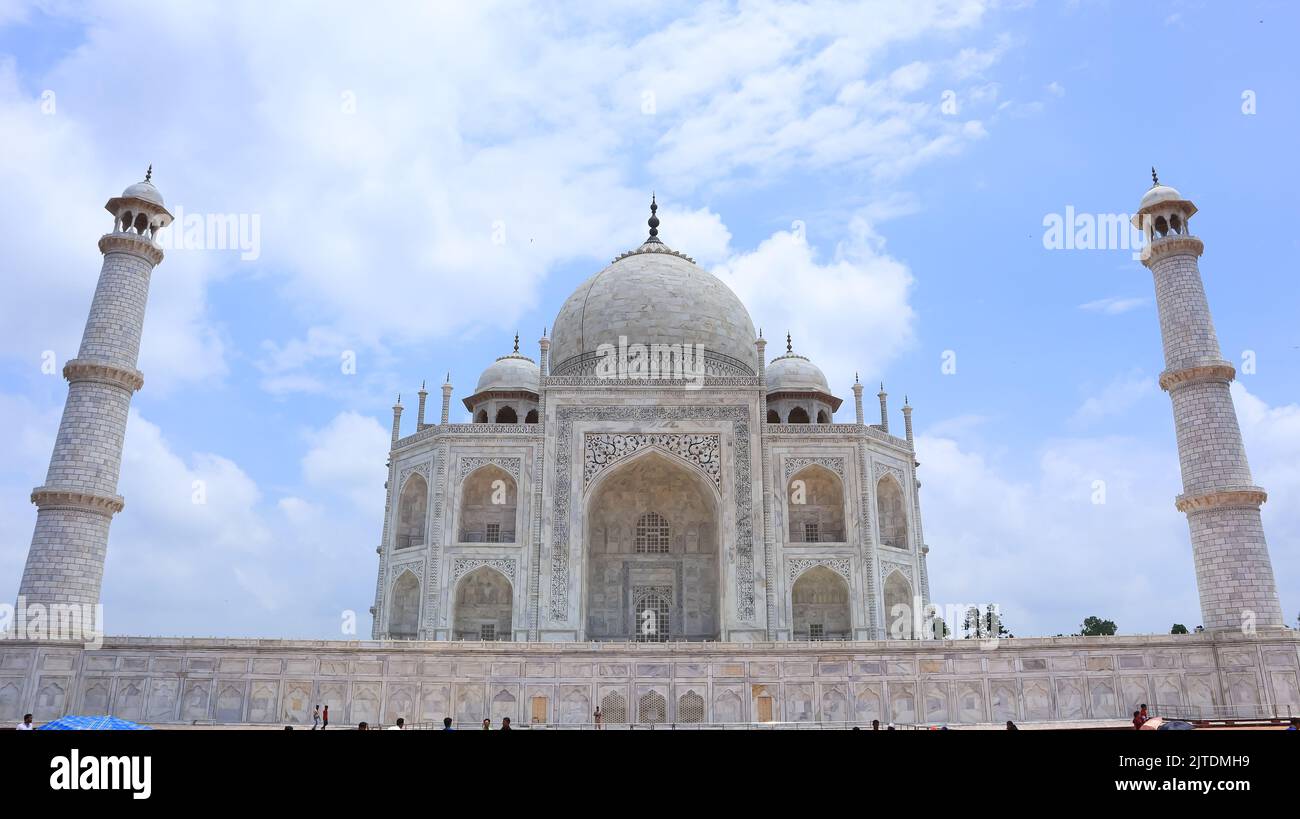 The Mesmerizing View of Taj Mahal, Side View of Taj, Agra, Uttar ...