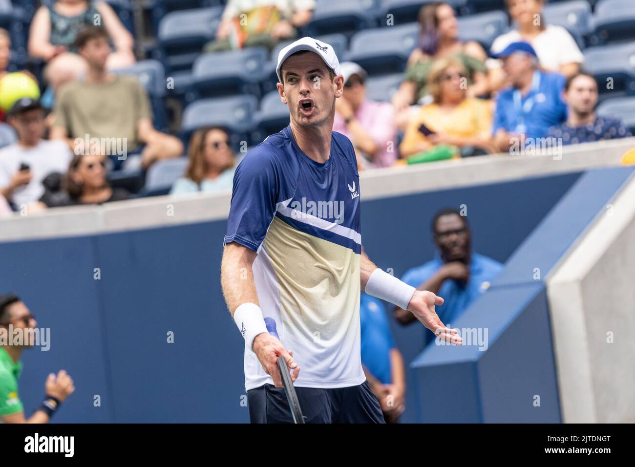 New York, NY - August 29, 2022: Andy Murray of Great Britain reacts ...