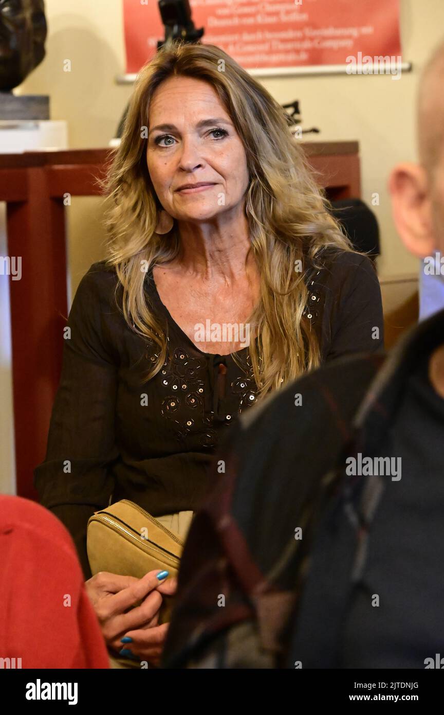 Christiane Zander bei der Jahres-Pressekonferenz zur 14. Spielzeit 2022 ...