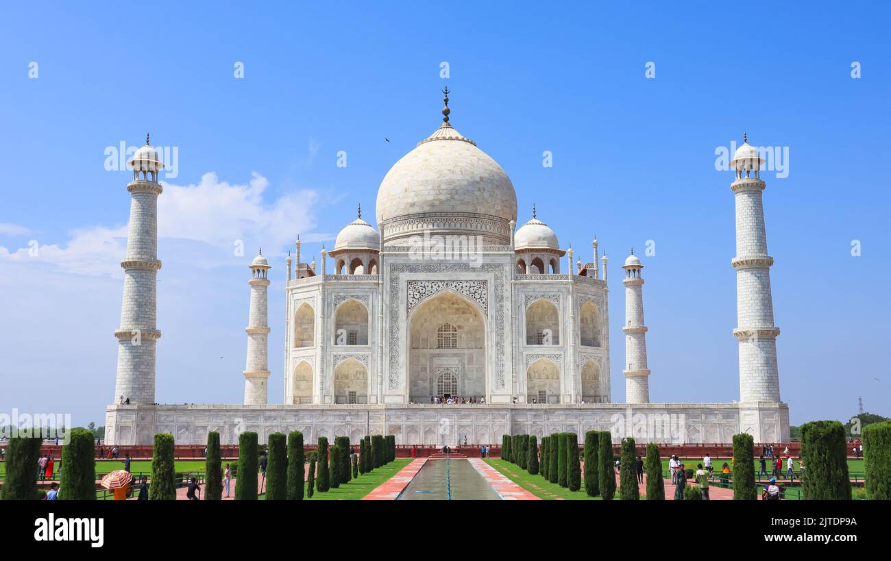 The Beautiful Taj Mahal Tomb Mausoleum, { UNESCO world Heritage Site ...