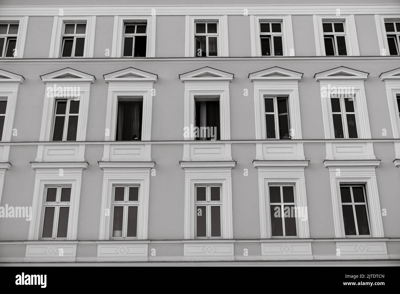 Classic architectural building hi-res stock photography and images - Alamy