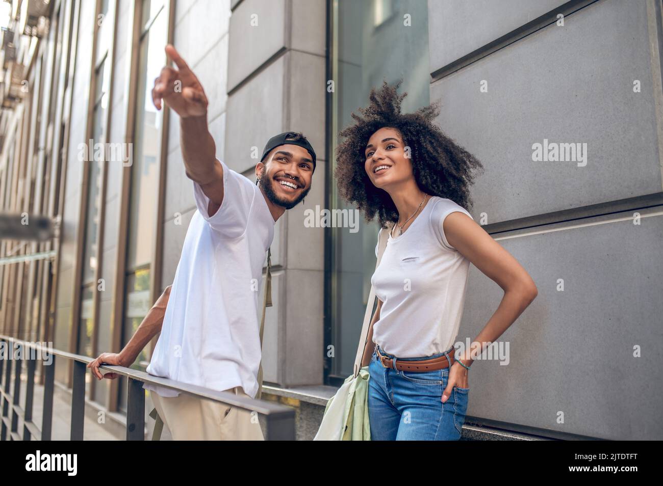 Two people looking involved hi-res stock photography and images - Alamy