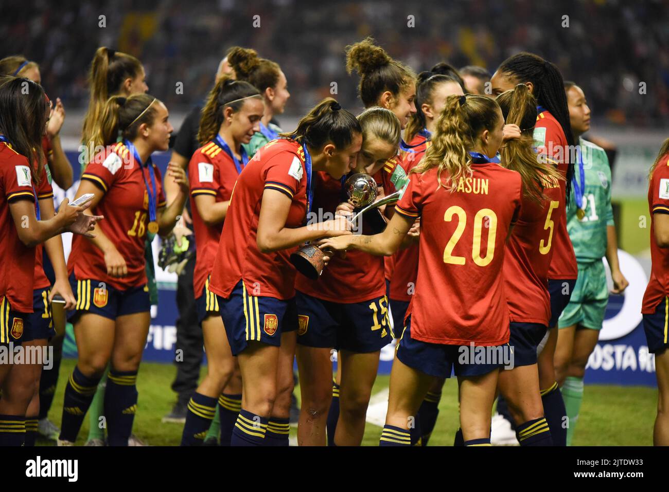 SAN JOSE, Costa Rica: Spain players celebrate with the champion’s ...