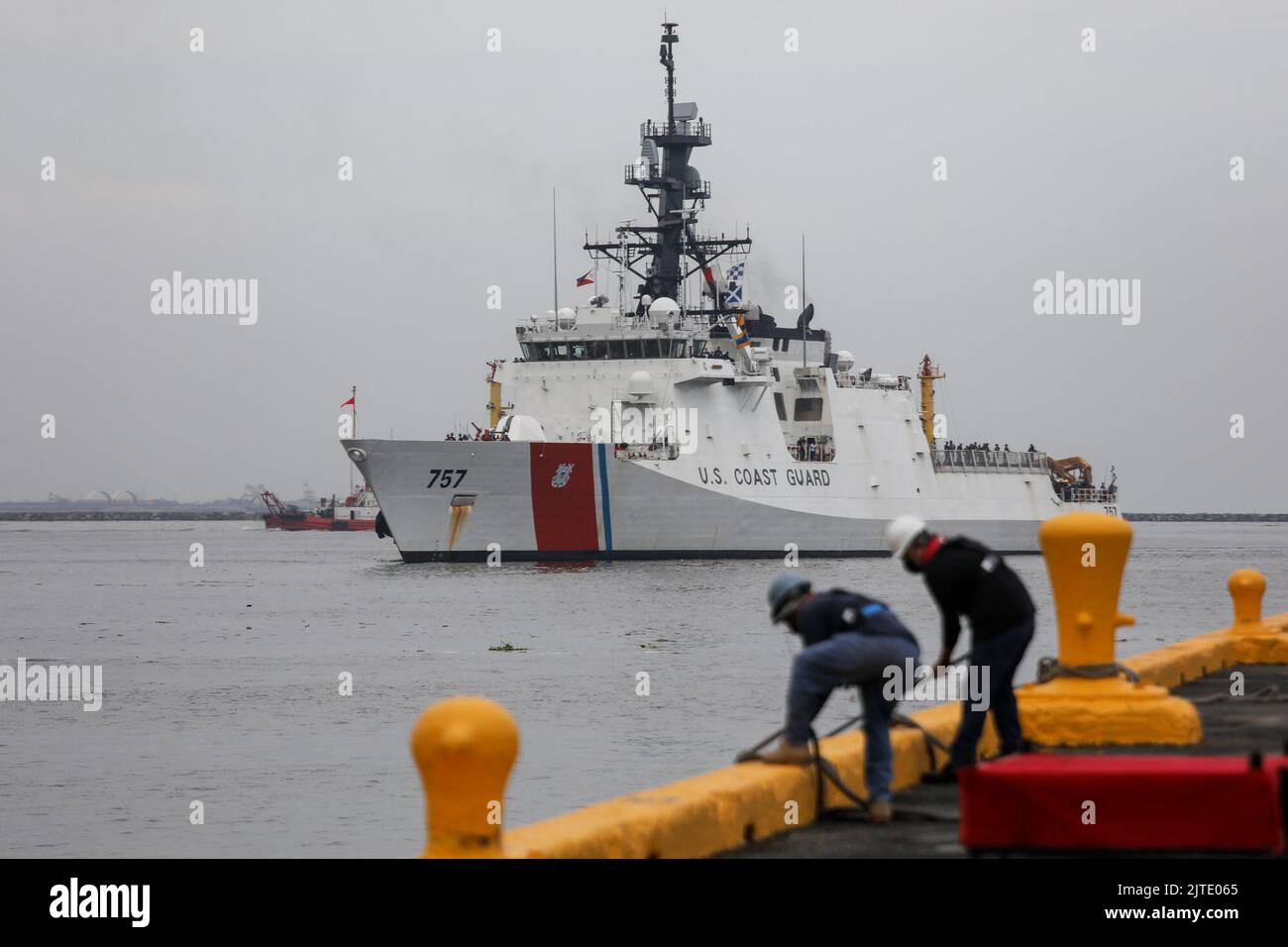 Manila, Philippines. 30th Aug, 2022. US Coast Guard cutter Midgett vessel arrives in the port ...