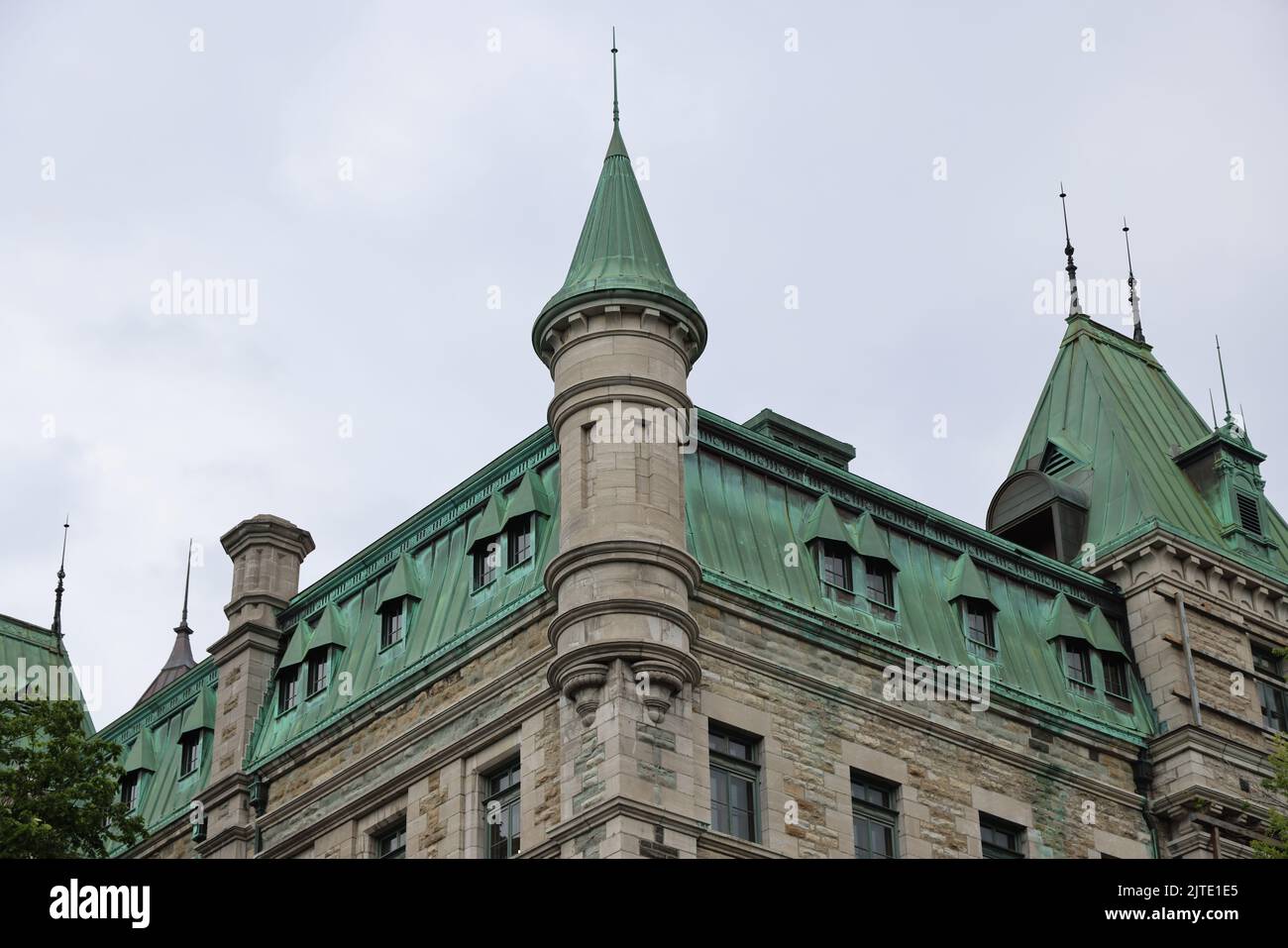 The building of the Ministry of Finance of Quebec Stock Photo - Alamy