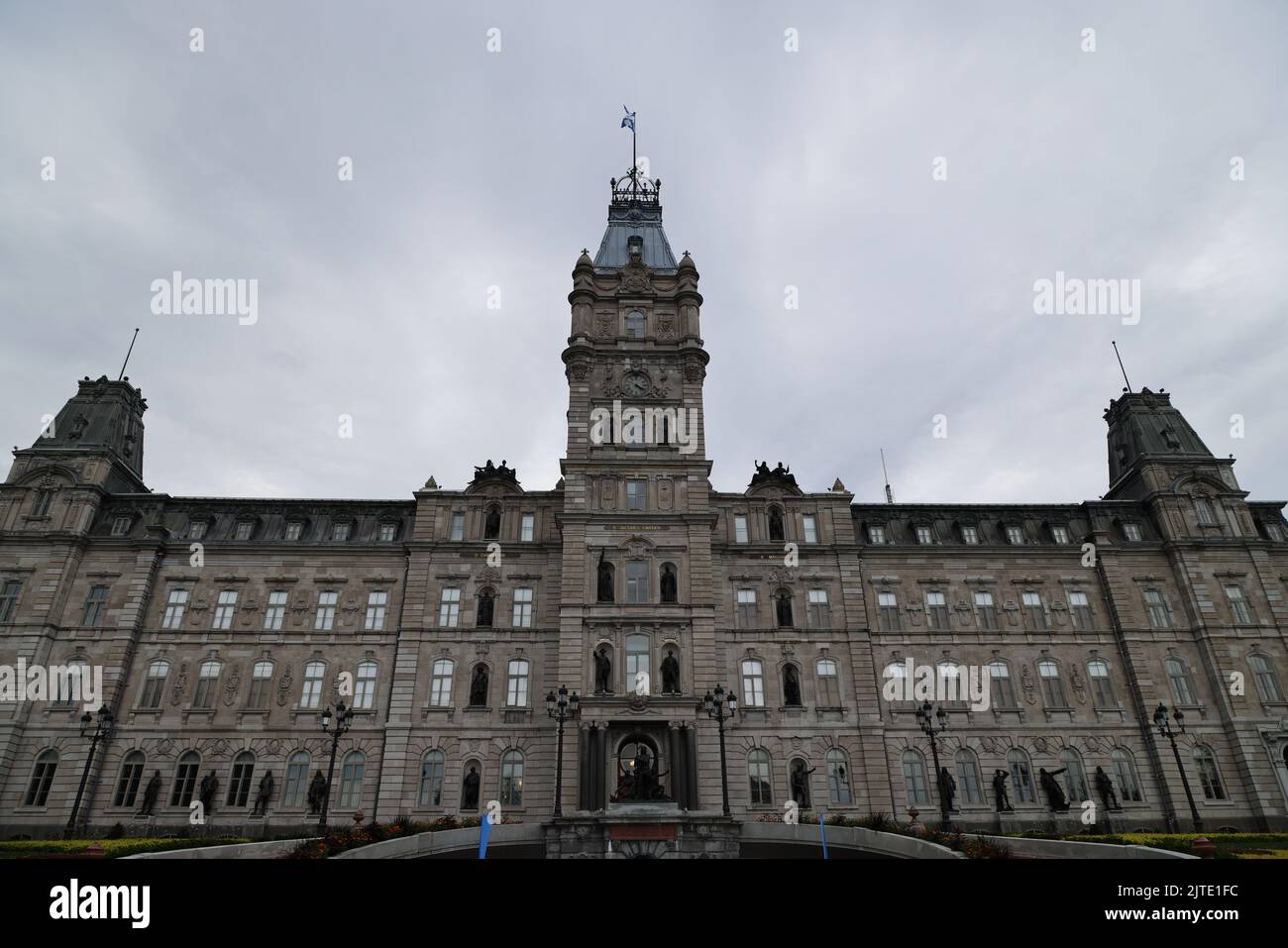 The beautiful Parliament building of Quebec, Quebec Stock Photo - Alamy