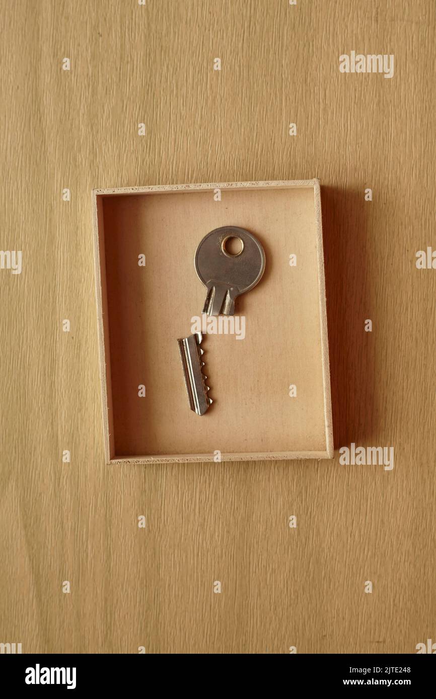 Box unlock key icon hi-res stock photography and images - Alamy