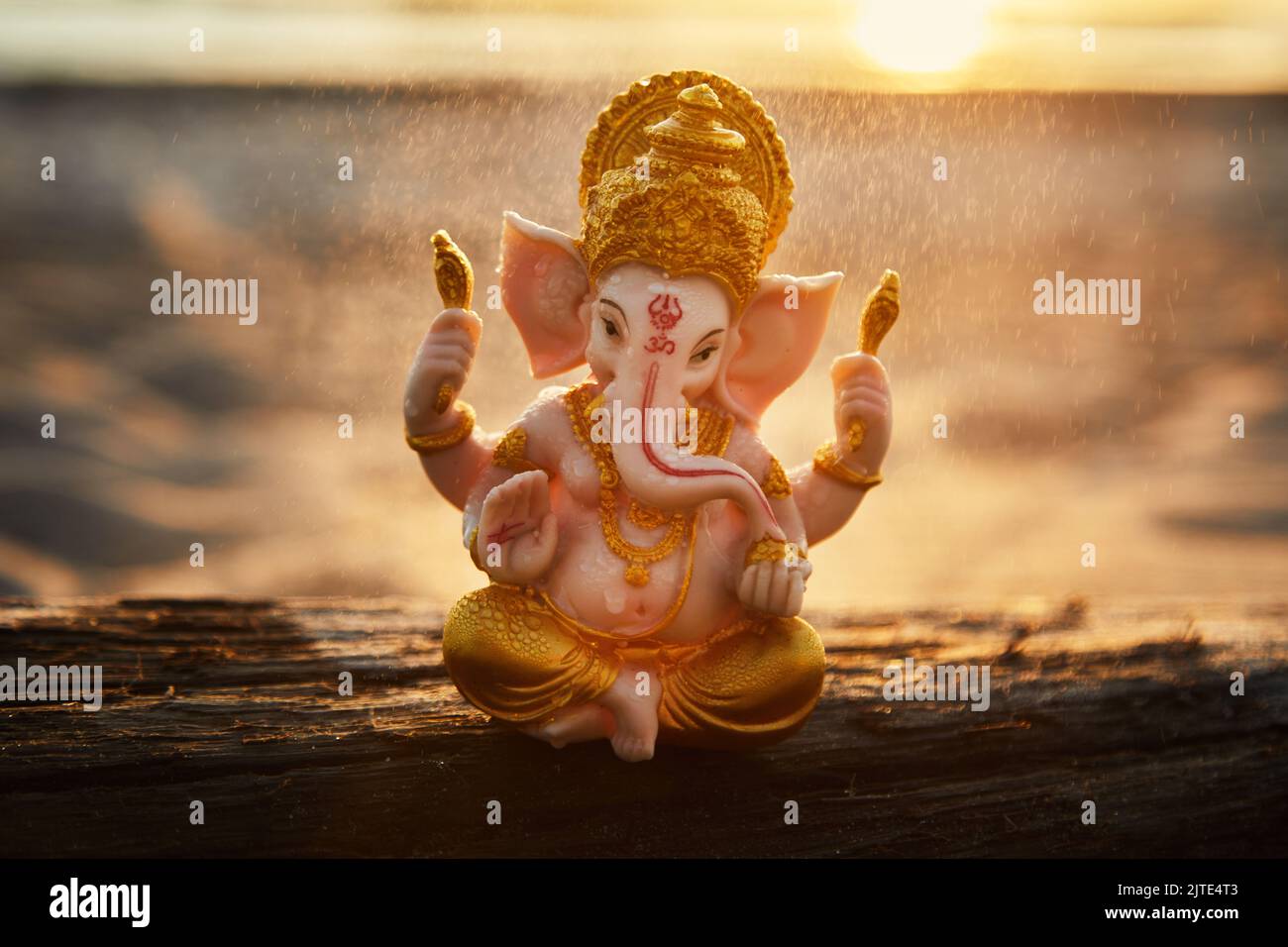 Lord ganesha sculpture on nature. Background for Ganesh chaturthi ...