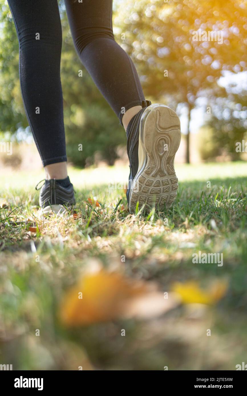 Strong feet hi-res stock photography and images - Alamy