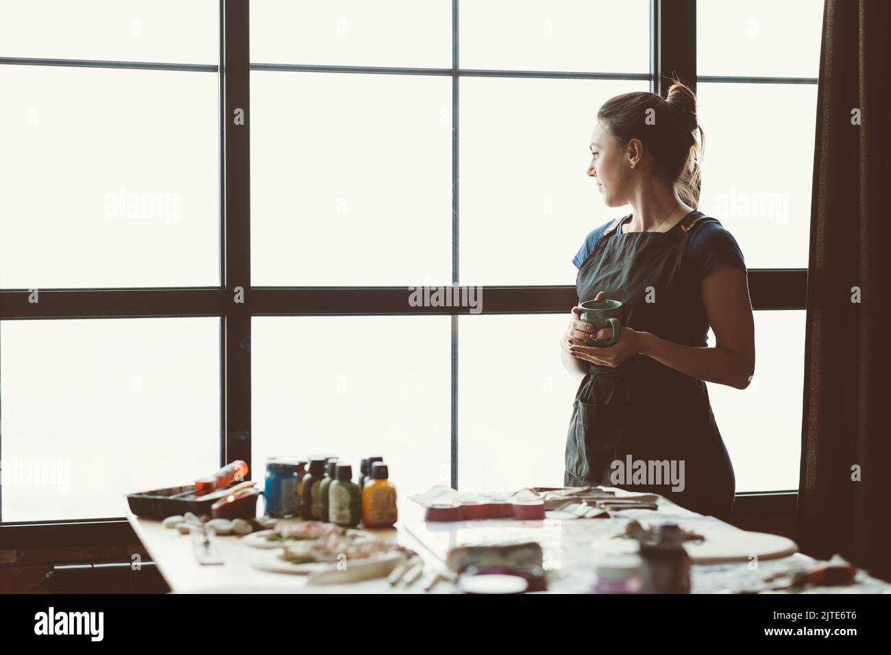 rest contemplation artist inspiration craft woman Stock Photo - Alamy