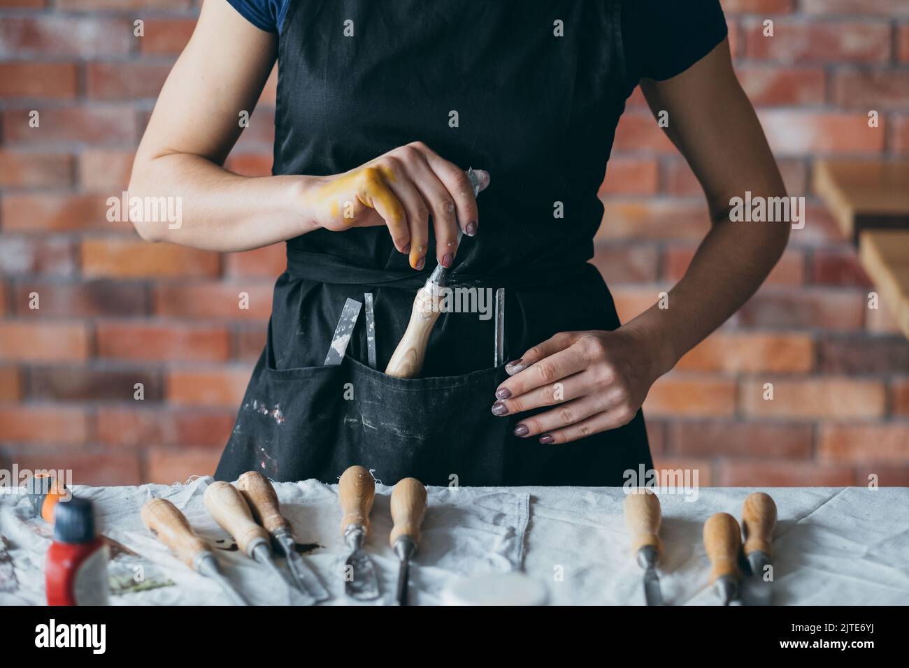 Tools to carve plaster hi-res stock photography and images - Alamy
