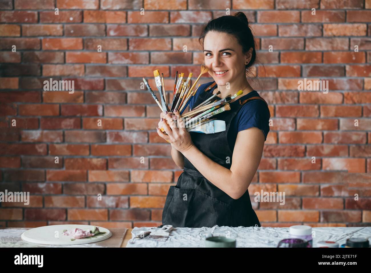 artist supplies artwork studio workplace woman Stock Photo - Alamy
