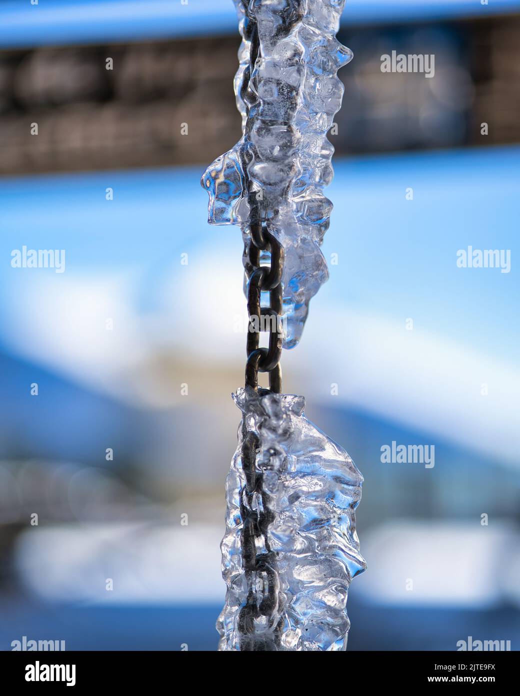 Covered chain hi-res stock photography and images - Alamy