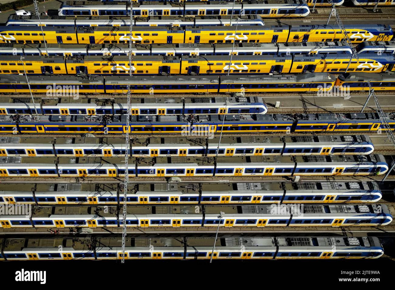 2022-08-30 10:37:36 UTRECHT - Many trains are today at a stabling area ...