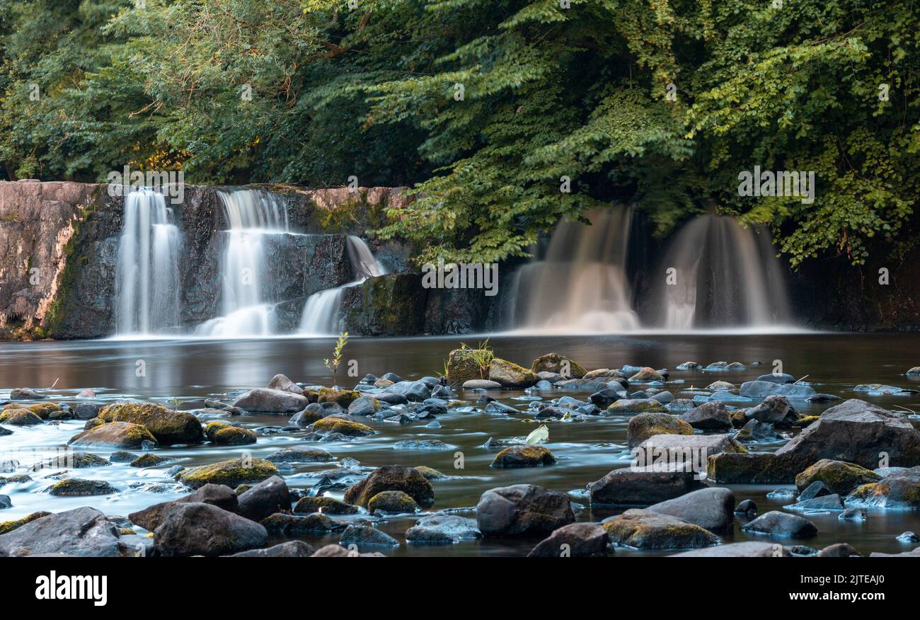 The Linn Park waterfall in Glasgow, Scotland Stock Photo - Alamy