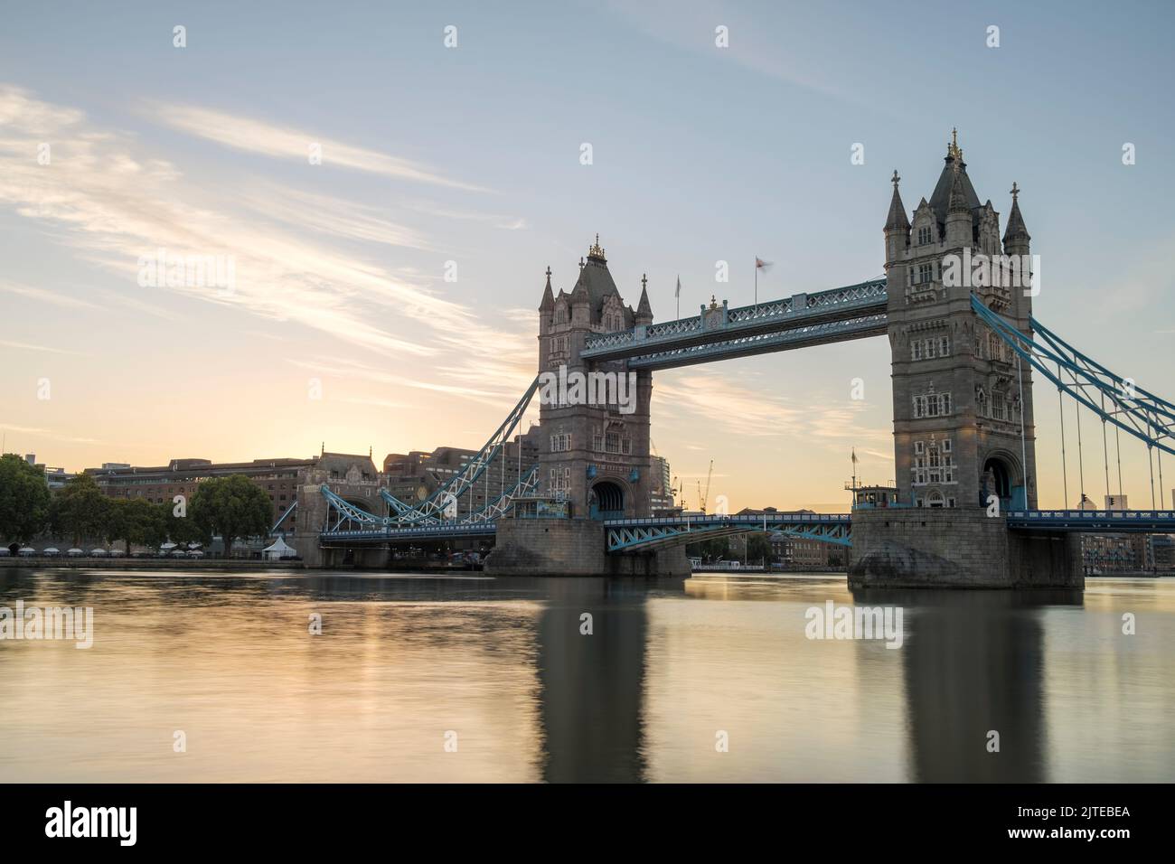 Morning golden hour at Tower Bridge London Stock Photo - Alamy