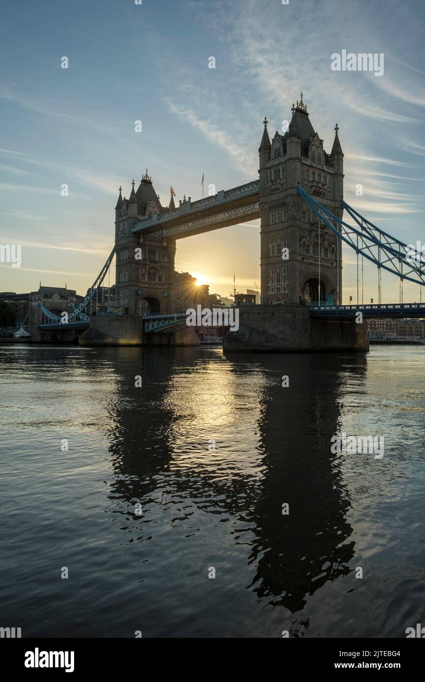 Morning golden hour at Tower Bridge London Stock Photo - Alamy