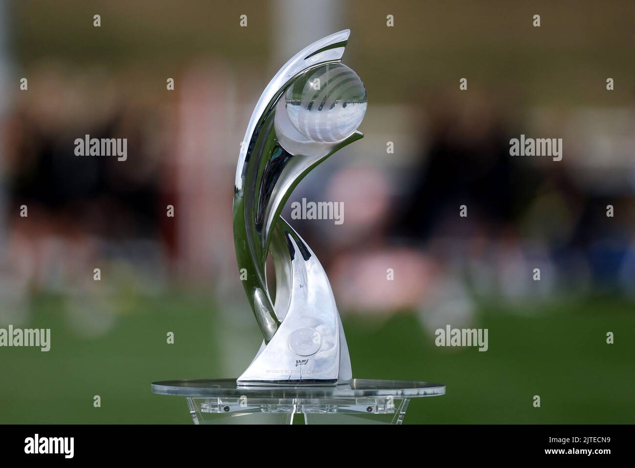 Women's euro trophy hi-res stock photography and images - Alamy