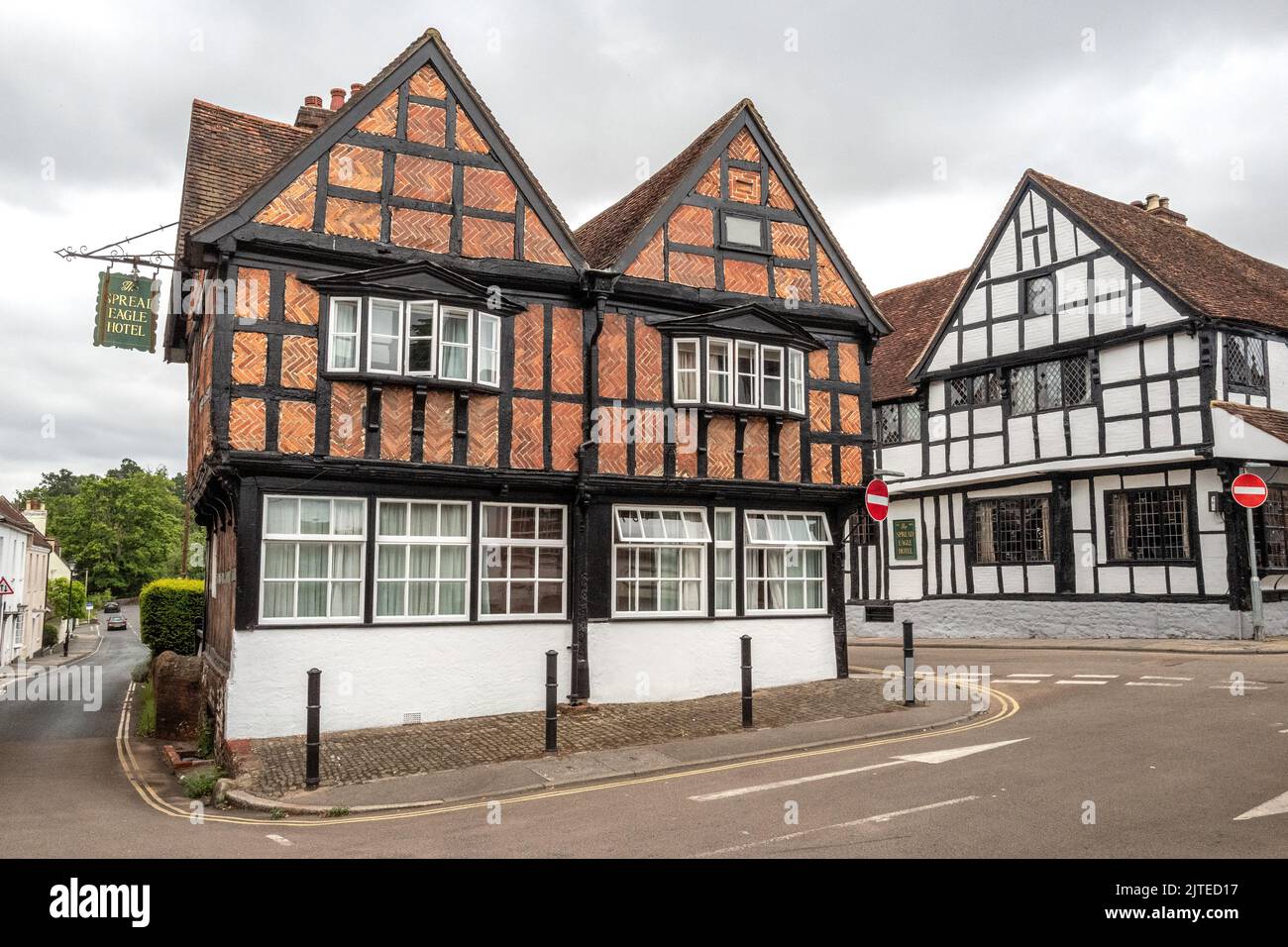 Midhurst, August 22nd 2022: The Spread Eagle Hotel Stock Photo - Alamy