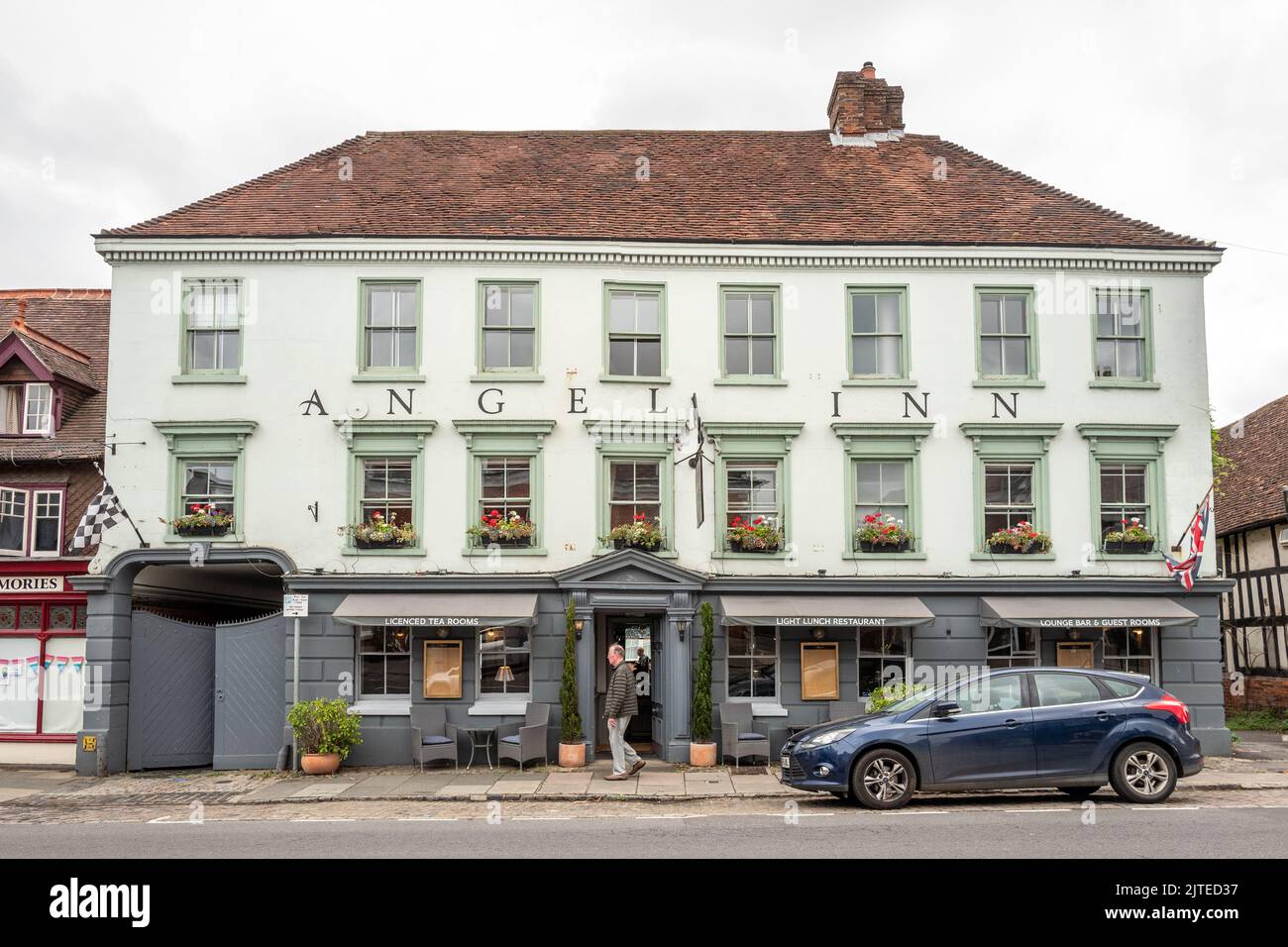 Angel inn midhurst hi-res stock photography and images - Alamy