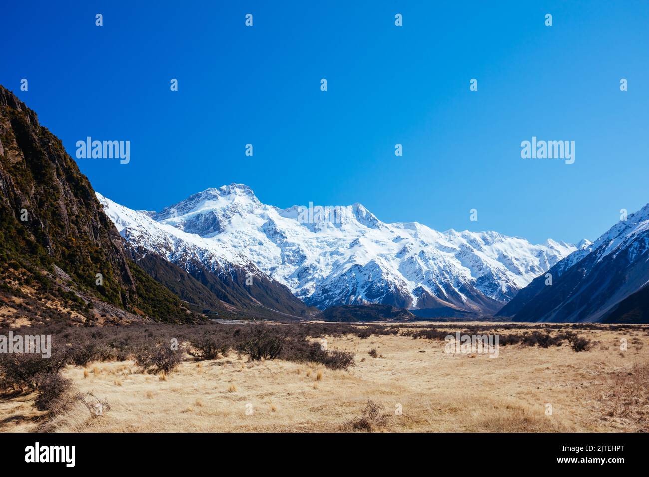 Lake Pukaki Views in New Zealand Stock Photo - Alamy