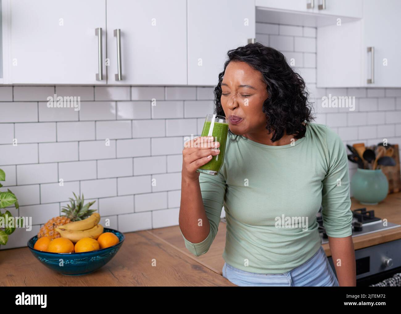 Reaction disgust hi-res stock photography and images - Alamy